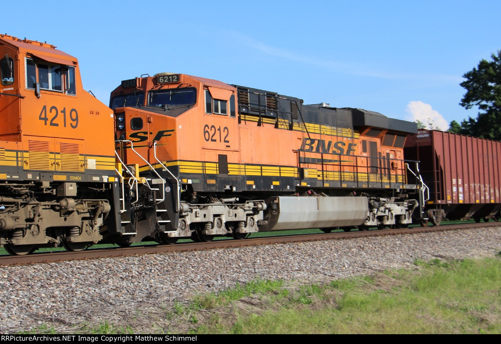 BNSF 6212